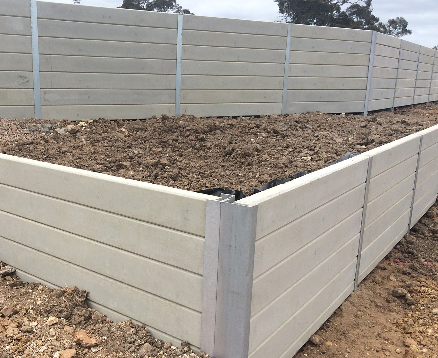 Concrete Sleeper Retaining Walls Melbourne | Expert Build